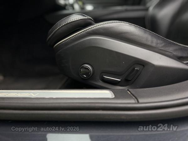 Pelēks Volvo V90 2016 Tallina, ar dzinēja tilpumu 2.00 L un nobraukumu 256 tūkst. km par 17900 €, foto 11 vietnē AUTOMOTO.COM.LV