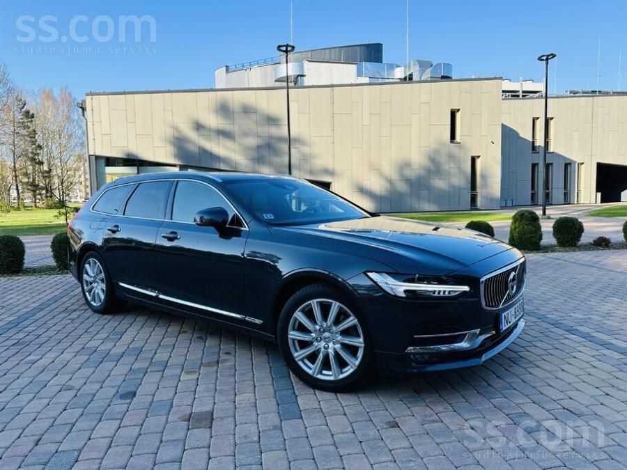 Grey Volvo V90 2017 in Riga, with an engine capacity of 2.00 L and mileage of 196 thousand km for 27500 €, photo 1 on AUTOMOTO.COM.LV