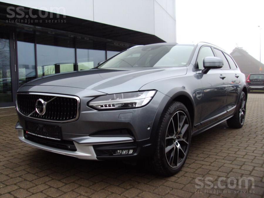 Grey Volvo V90 2017 in Riga, with an engine capacity of 2.00 L and mileage of 225 thousand km for 24500 €, photo 1 on AUTOMOTO.COM.LV
