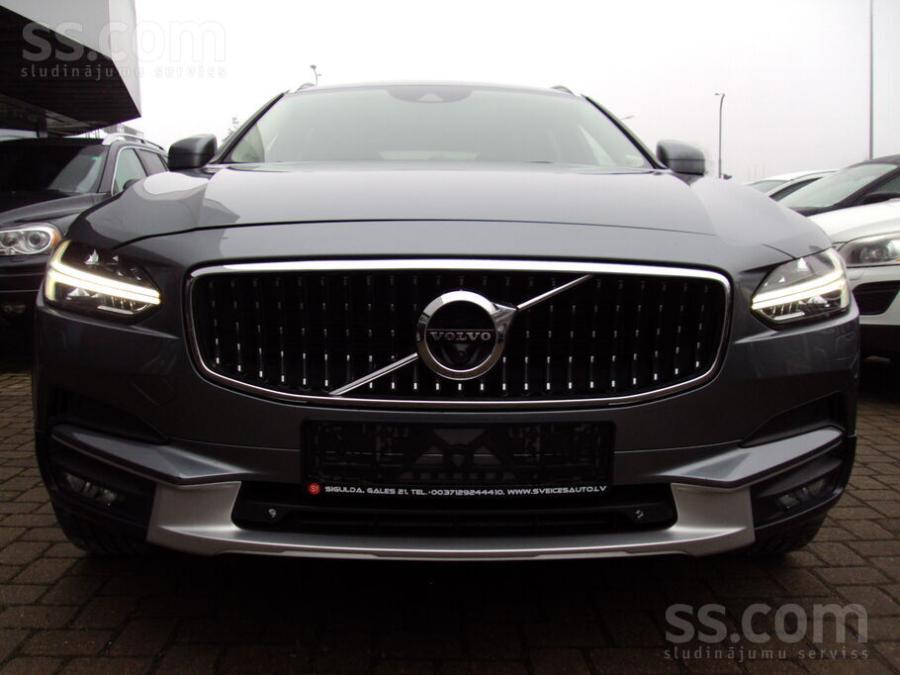 Grey Volvo V90 2017 in Riga, with an engine capacity of 2.00 L and mileage of 225 thousand km for 24000 €, photo 16 on AUTOMOTO.COM.LV