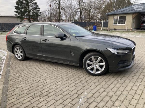 Grey Volvo V90 2017 in Vilnius, with an engine capacity of 2.00 L and mileage of 274 thousand km for 14200 €, photo 3 on AUTOMOTO.COM.LV