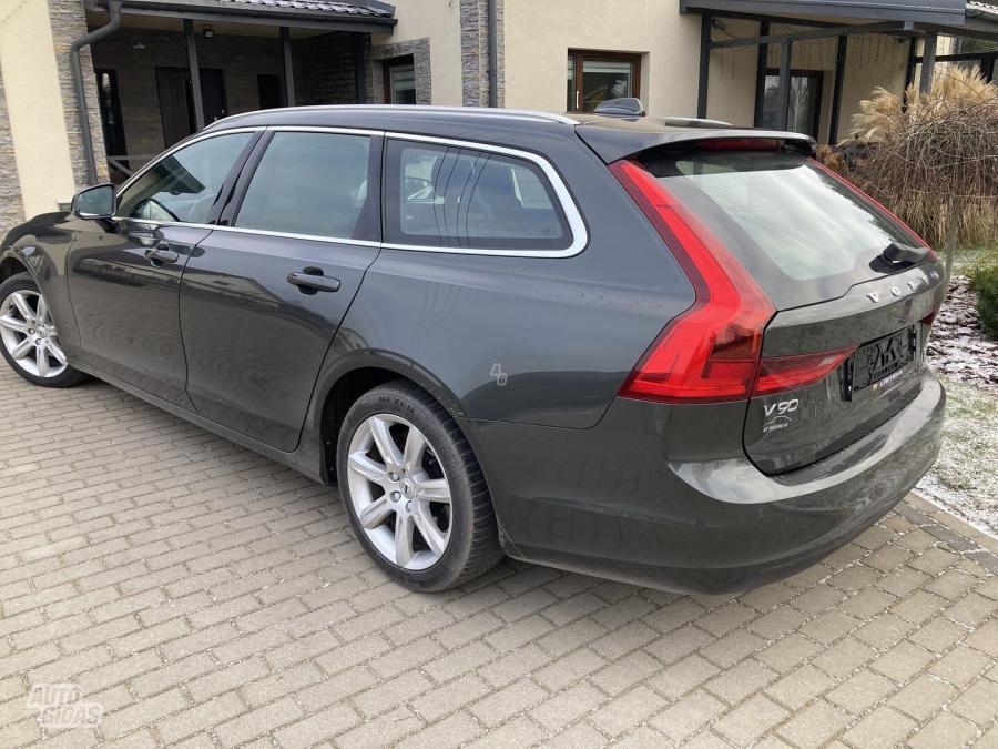 Grey Volvo V90 2017 in Vilnius, with an engine capacity of 2.00 L and mileage of 274 thousand km for 14200 €, photo 5 on AUTOMOTO.COM.LV