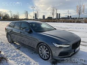 Grey Volvo V90 2017 in Riga, with an engine capacity of 2.00 L and mileage of 234 thousand km for 14400 €, photo 3 on AUTOMOTO.COM.LV
