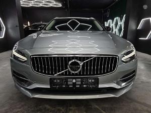 Grey Volvo V90 2017 in Mazeikiai, with an engine capacity of 2.00 L and mileage of 254 thousand km for 14950 €, photo 34 on AUTOMOTO.COM.LV
