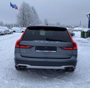 Grey Volvo V90 2017 in Ukmerge, with an engine capacity of 2.00 L and mileage of 177 thousand km for 17900 €, photo 8 on AUTOMOTO.COM.LV