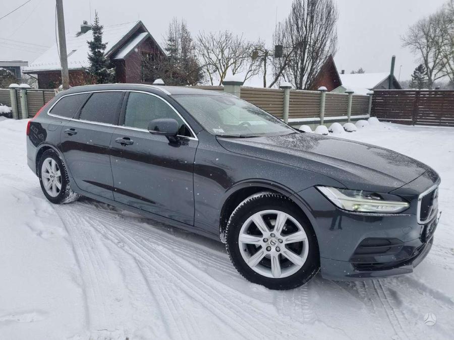 Pelēks Volvo V90 2017 Prienai, ar dzinēja tilpumu 2.00 L un nobraukumu 203 tūkst. km par 13999 €, foto 2 vietnē AUTOMOTO.COM.LV