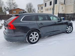 Pelēks Volvo V90 2017 Prienai, ar dzinēja tilpumu 2.00 L un nobraukumu 203 tūkst. km par 13999 €, foto 6 vietnē AUTOMOTO.COM.LV