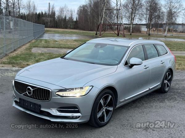 Grey Volvo V90 2017 in Parnu, with an engine capacity of 2.00 L and mileage of 196 thousand km for 17900 €, photo 1 on AUTOMOTO.COM.LV