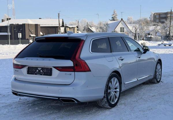Pelēks Volvo V90 2017 Raseiniai, ar dzinēja tilpumu 2.00 L un nobraukumu 216 tūkst. km par 16999 €, foto 6 vietnē AUTOMOTO.COM.LV