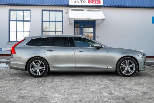 Pelēks Volvo V90 2017 Viļņa, ar dzinēja tilpumu 1.97 L un nobraukumu 326 tūkst. km par 14900 €, foto 8 vietnē AUTOMOTO.COM.LV