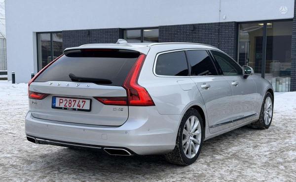 Pelēks Volvo V90 2017 Raseiniai, ar dzinēja tilpumu 2.00 L un nobraukumu 216 tūkst. km par 16900 €, foto 2 vietnē AUTOMOTO.COM.LV