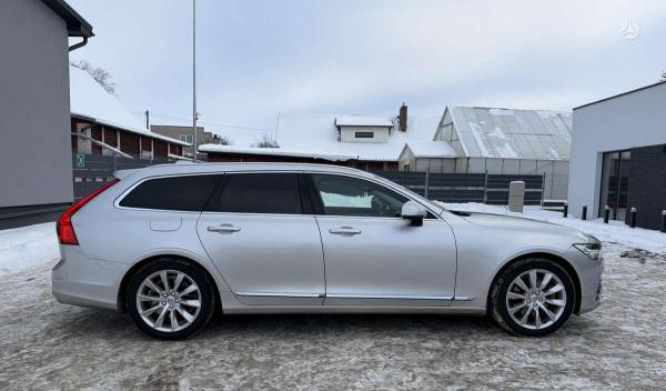 Pelēks Volvo V90 2017 Raseiniai, ar dzinēja tilpumu 2.00 L un nobraukumu 216 tūkst. km par 16900 €, foto 8 vietnē AUTOMOTO.COM.LV