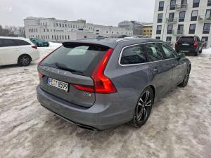 Grey Volvo V90 2017 in Vilnius, with an engine capacity of 2.00 L and mileage of 268 thousand km for 12300 €, photo 5 on AUTOMOTO.COM.LV