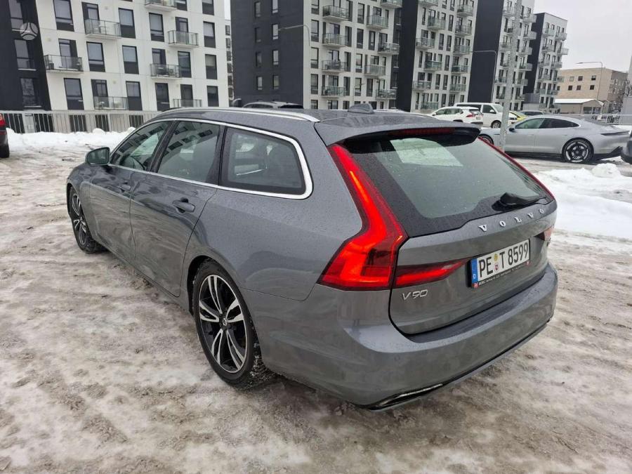 Grey Volvo V90 2017 in Vilnius, with an engine capacity of 2.00 L and mileage of 268 thousand km for 12300 €, photo 7 on AUTOMOTO.COM.LV