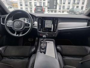 Grey Volvo V90 2017 in Vilnius, with an engine capacity of 2.00 L and mileage of 268 thousand km for 12300 €, photo 18 on AUTOMOTO.COM.LV