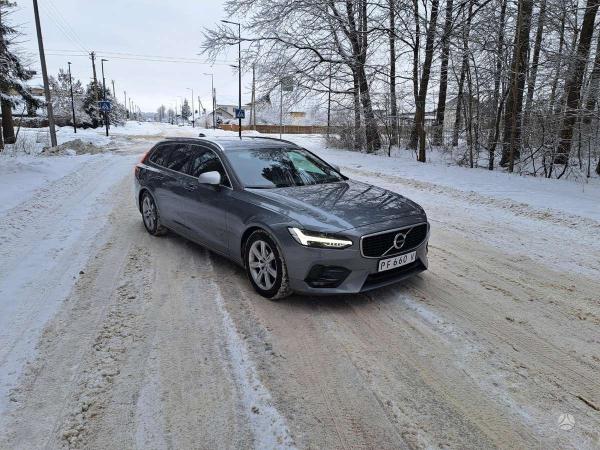 Pelēks Volvo V90 2017 Alīta, ar dzinēja tilpumu 2.00 L un nobraukumu 333 tūkst. km par 13900 €, foto 8 vietnē AUTOMOTO.COM.LV