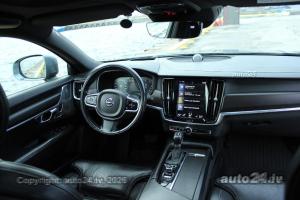 Pelēks Volvo V90 2017 Tallina, ar dzinēja tilpumu 2.00 L un nobraukumu 300 tūkst. km par 16999 €, foto 14 vietnē AUTOMOTO.COM.LV