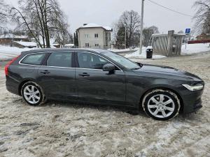 Grey Volvo V90 2017 in Vilnius, with an engine capacity of 2.00 L and mileage of 276 thousand km for 14200 €, photo 6 on AUTOMOTO.COM.LV