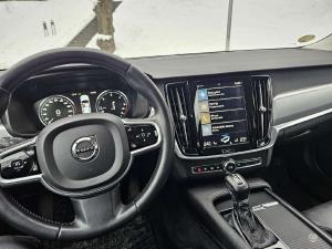 Grey Volvo V90 2017 in Vilnius, with an engine capacity of 2.00 L and mileage of 276 thousand km for 14200 €, photo 25 on AUTOMOTO.COM.LV