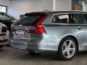 Pelēks Volvo V90 2017 Klaipėda, ar dzinēja tilpumu 2.00 L un nobraukumu 238 tūkst. km par 18650 €, foto 22 vietnē AUTOMOTO.COM.LV