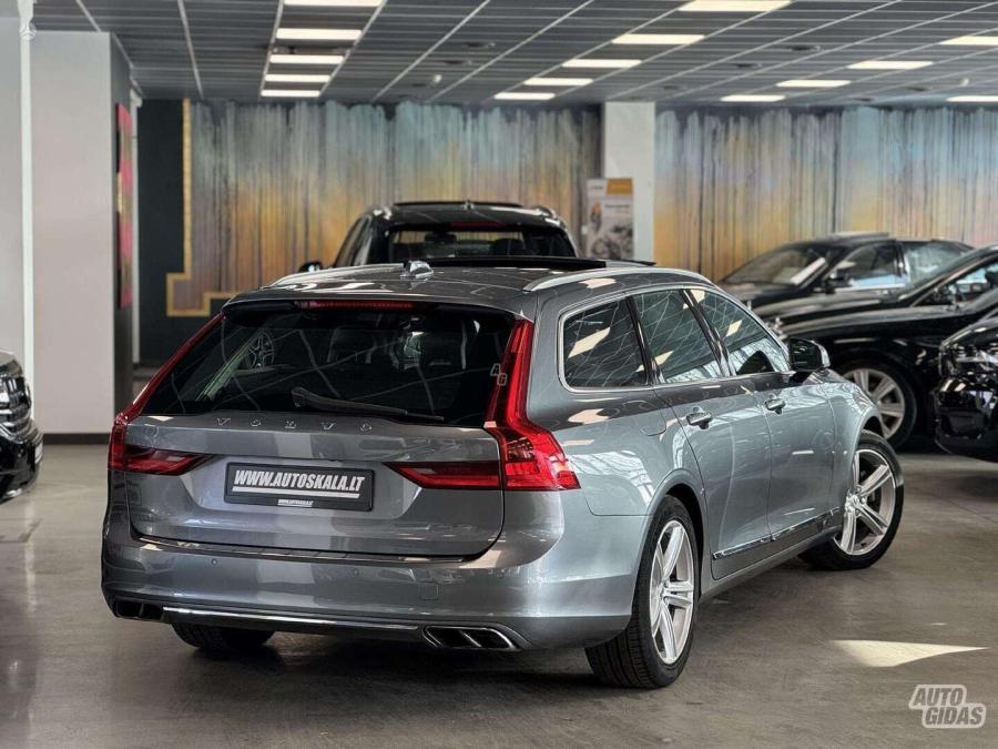 Pelēks Volvo V90 2017 Klaipėda, ar dzinēja tilpumu 2.00 L un nobraukumu 238 tūkst. km par 18650 €, foto 24 vietnē AUTOMOTO.COM.LV
