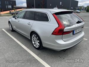 Grey Volvo V90 2017 in Tallinn, with an engine capacity of 2.00 L and mileage of 256 thousand km for 17990 €, photo 3 on AUTOMOTO.COM.LV