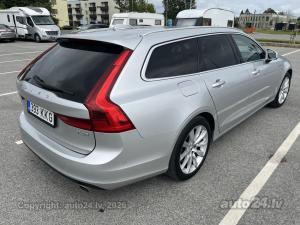 Grey Volvo V90 2017 in Tallinn, with an engine capacity of 2.00 L and mileage of 256 thousand km for 17990 €, photo 4 on AUTOMOTO.COM.LV
