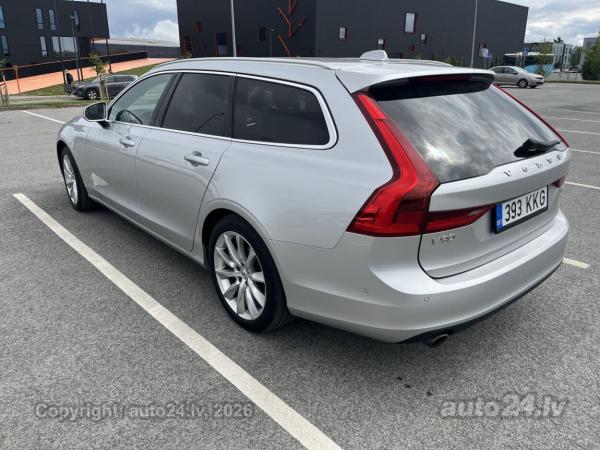 Pelēks Volvo V90 2017 Tallina, ar dzinēja tilpumu 2.00 L un nobraukumu 256 tūkst. km par 17990 €, foto 3 vietnē AUTOMOTO.COM.LV