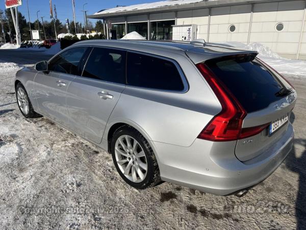 Pelēks Volvo V90 2017 Tallina, ar dzinēja tilpumu 2.00 L un nobraukumu 256 tūkst. km par 17990 €, foto 6 vietnē AUTOMOTO.COM.LV