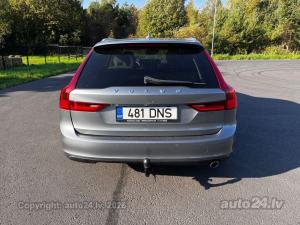 Grey Volvo V90 2017 in Tartu, with an engine capacity of 2.00 L and mileage of 259 thousand km for 16500 €, photo 4 on AUTOMOTO.COM.LV