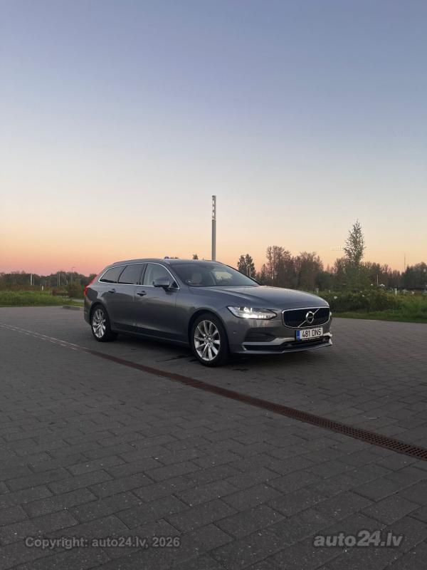Grey Volvo V90 2017 in Tartu, with an engine capacity of 2.00 L and mileage of 259 thousand km for 16500 €, photo 6 on AUTOMOTO.COM.LV