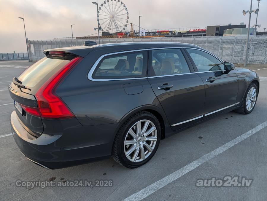 Pelēks Volvo V90 2017 Tallina, ar dzinēja tilpumu 2.00 L un nobraukumu 166 tūkst. km par 21900 €, foto 5 vietnē AUTOMOTO.COM.LV