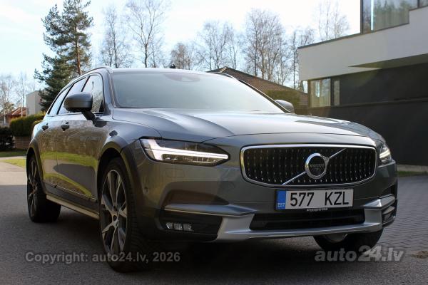 Grey Volvo V90 2017 in Tallinn, with an engine capacity of 2.00 L and mileage of 300 thousand km for 16499 €, photo 1 on AUTOMOTO.COM.LV