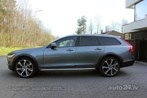 Pelēks Volvo V90 2017 Tallina, ar dzinēja tilpumu 2.00 L un nobraukumu 300 tūkst. km par 16499 €, foto 6 vietnē AUTOMOTO.COM.LV