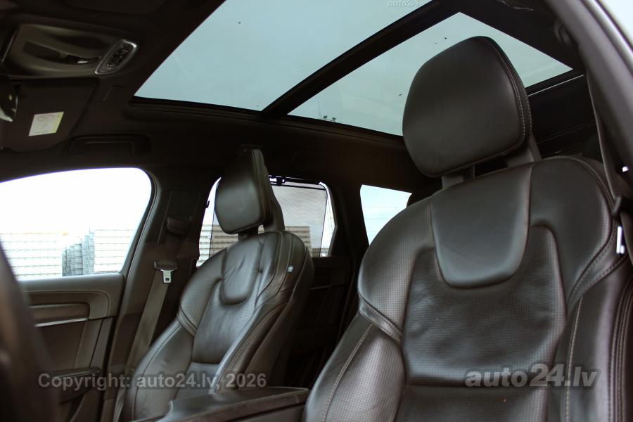 Pelēks Volvo V90 2017 Tallina, ar dzinēja tilpumu 2.00 L un nobraukumu 300 tūkst. km par 16499 €, foto 11 vietnē AUTOMOTO.COM.LV