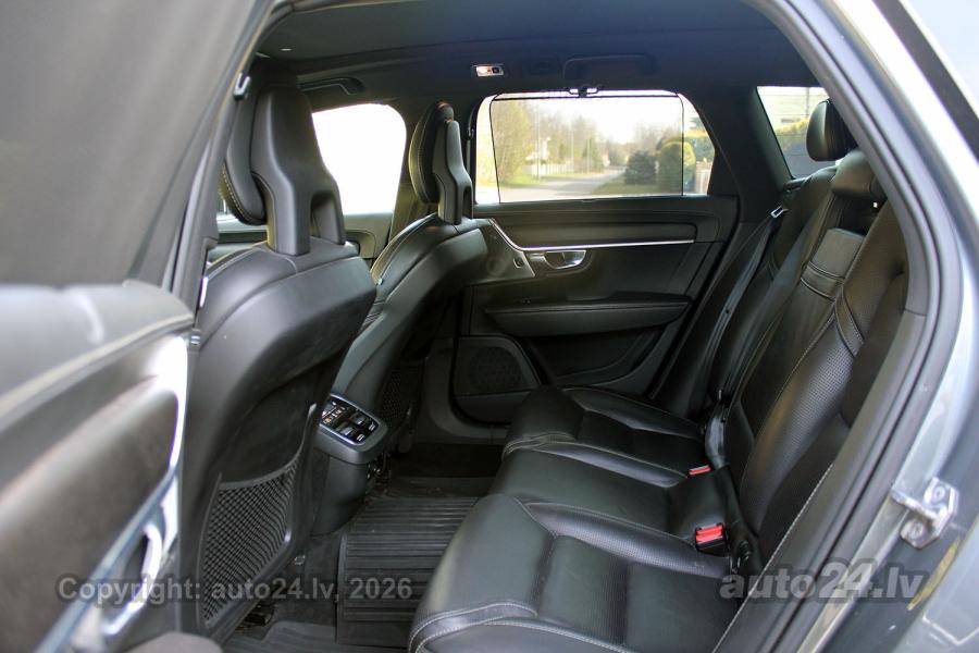 Pelēks Volvo V90 2017 Tallina, ar dzinēja tilpumu 2.00 L un nobraukumu 300 tūkst. km par 16499 €, foto 13 vietnē AUTOMOTO.COM.LV