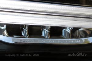 Pelēks Volvo V90 2017 Tallina, ar dzinēja tilpumu 2.00 L un nobraukumu 300 tūkst. km par 16499 €, foto 30 vietnē AUTOMOTO.COM.LV