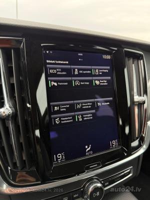 Grey Volvo V90 2017 in Tallinn, with an engine capacity of 2.00 L and mileage of 189 thousand km for 15890 €, photo 16 on AUTOMOTO.COM.LV