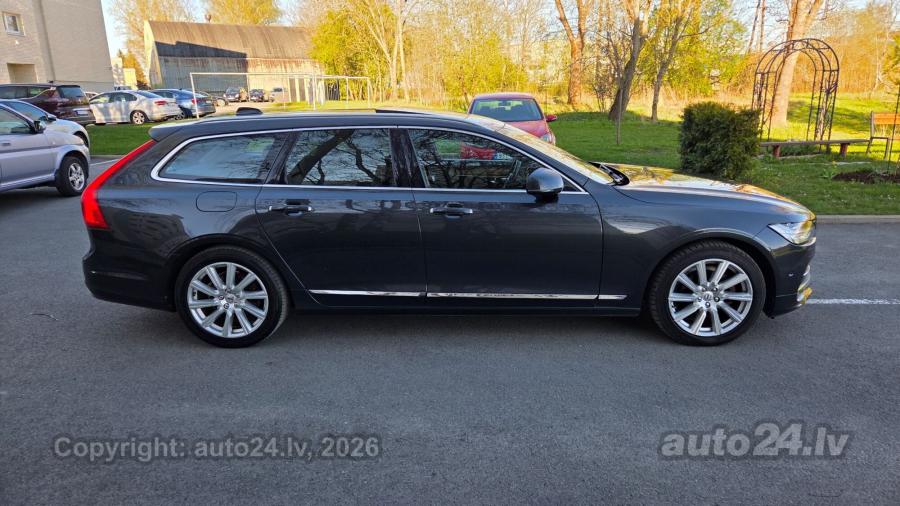 Grey Volvo V90 2017 in Tallinn, with an engine capacity of 2.00 L and mileage of 235 thousand km for 17900 €, photo 7 on AUTOMOTO.COM.LV