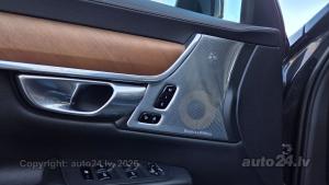 Grey Volvo V90 2017 in Tallinn, with an engine capacity of 2.00 L and mileage of 235 thousand km for 17900 €, photo 19 on AUTOMOTO.COM.LV