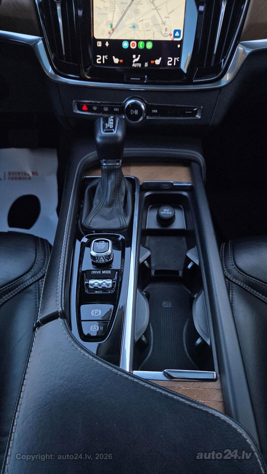 Grey Volvo V90 2017 in Tallinn, with an engine capacity of 2.00 L and mileage of 235 thousand km for 17900 €, photo 20 on AUTOMOTO.COM.LV