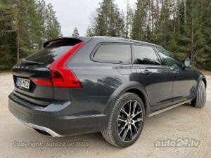 Pelēks Volvo V90 2017 Tallina, ar dzinēja tilpumu 2.00 L un nobraukumu 292 tūkst. km par 16900 €, foto 5 vietnē AUTOMOTO.COM.LV