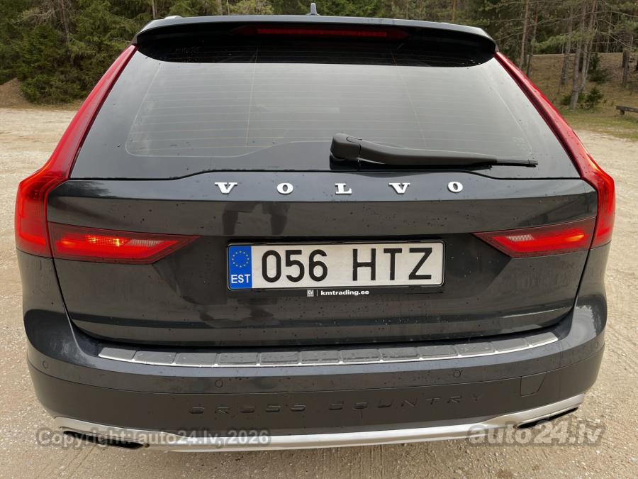 Pelēks Volvo V90 2017 Tallina, ar dzinēja tilpumu 2.00 L un nobraukumu 292 tūkst. km par 16900 €, foto 6 vietnē AUTOMOTO.COM.LV