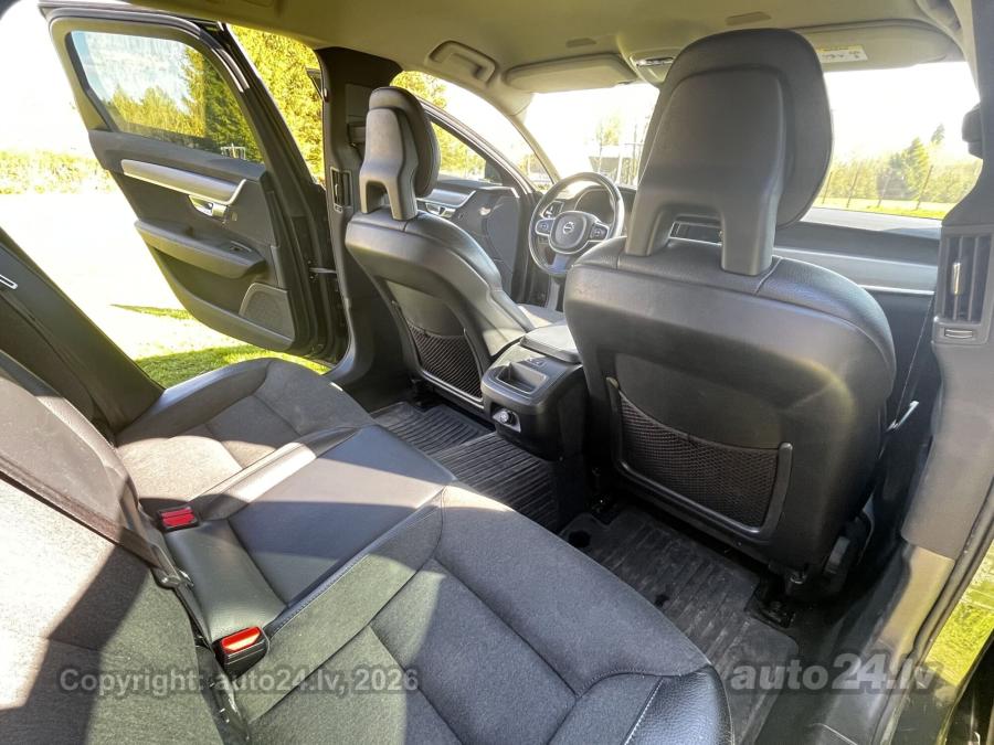 Pelēks Volvo V90 2017 Tallina, ar dzinēja tilpumu 2.00 L un nobraukumu 292 tūkst. km par 16900 €, foto 11 vietnē AUTOMOTO.COM.LV