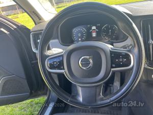 Pelēks Volvo V90 2017 Tallina, ar dzinēja tilpumu 2.00 L un nobraukumu 292 tūkst. km par 16900 €, foto 16 vietnē AUTOMOTO.COM.LV