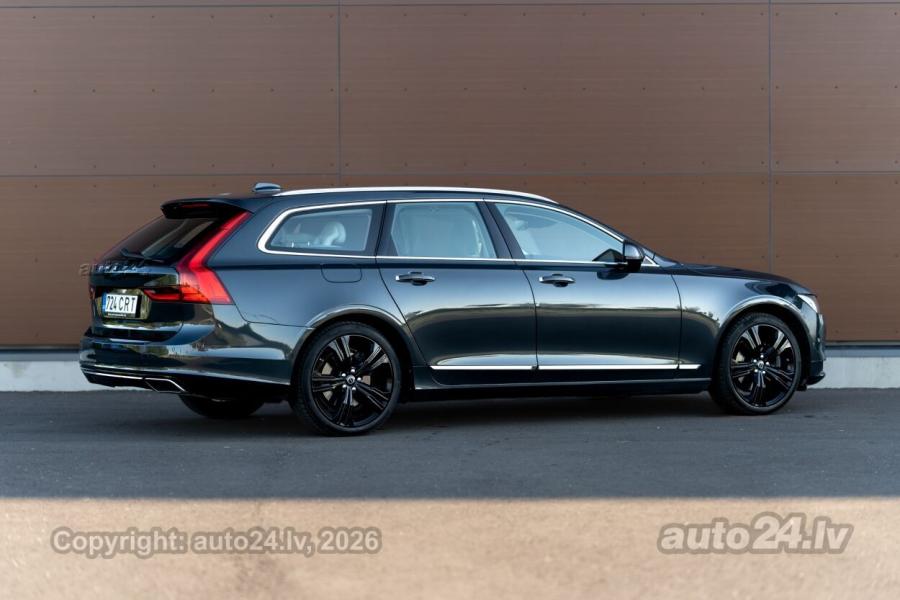 Pelēks Volvo V90 2017 Pērnava, ar dzinēja tilpumu 2.00 L un nobraukumu 274 tūkst. km par 17000 €, foto 7 vietnē AUTOMOTO.COM.LV
