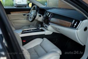 Pelēks Volvo V90 2017 Pērnava, ar dzinēja tilpumu 2.00 L un nobraukumu 274 tūkst. km par 17000 €, foto 14 vietnē AUTOMOTO.COM.LV