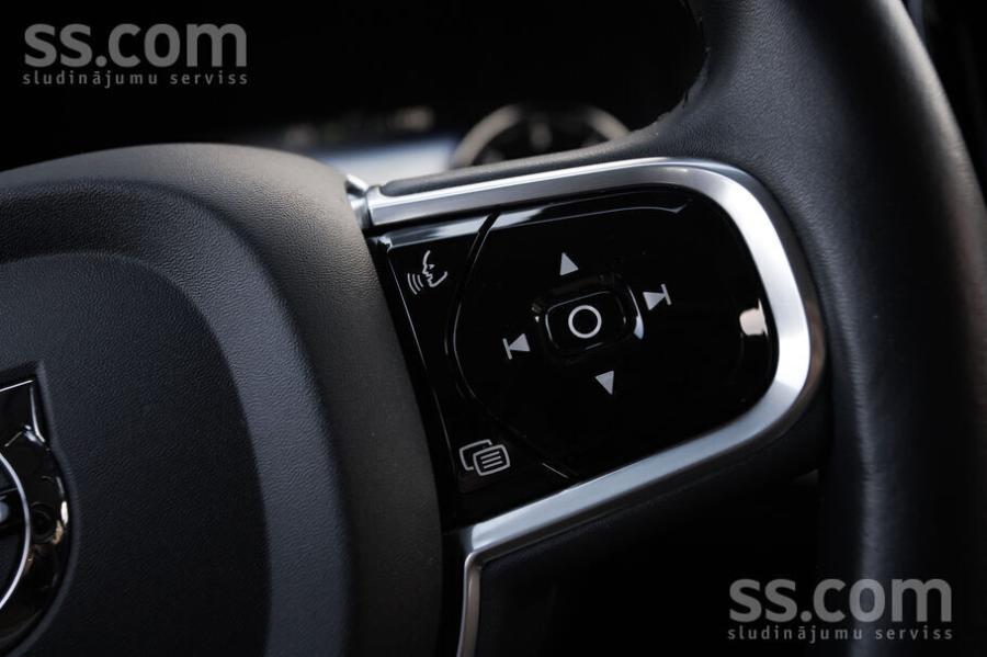 Grey Volvo V90 2017 in Riga, with an engine capacity of 2.00 L and mileage of 211 thousand km for 17900 €, photo 11 on AUTOMOTO.COM.LV