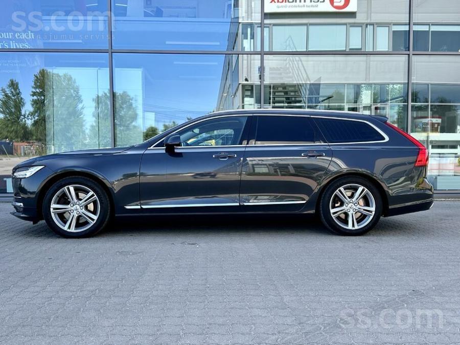 Pelēks Volvo V90 2017 Rīga, ar dzinēja tilpumu 2.00 L un nobraukumu 147 tūkst. km par 19990 €, foto 3 vietnē AUTOMOTO.COM.LV