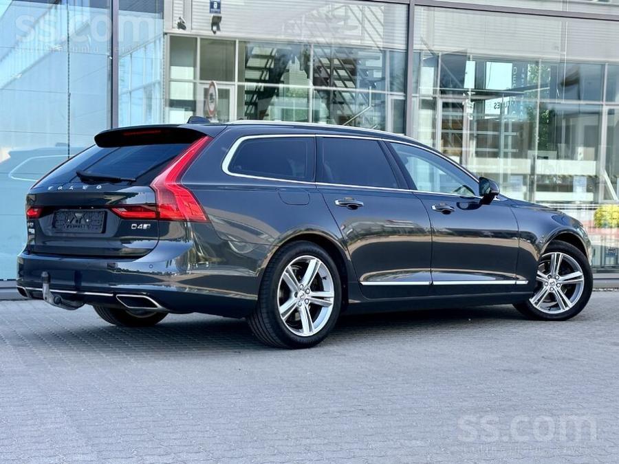 Pelēks Volvo V90 2017 Rīga, ar dzinēja tilpumu 2.00 L un nobraukumu 147 tūkst. km par 19990 €, foto 11 vietnē AUTOMOTO.COM.LV